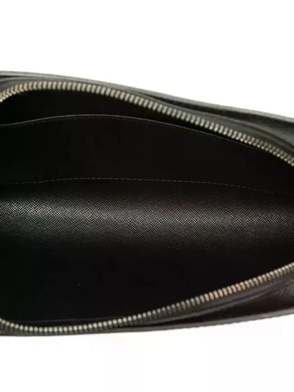 LOUIS VUITTON 2006 Taiga Pochette Baikal Clutch Bag