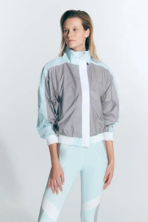 MOEVA Pixie Jacket - Grey