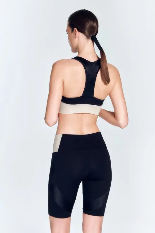 MOEVA Axelle Shorts - Black