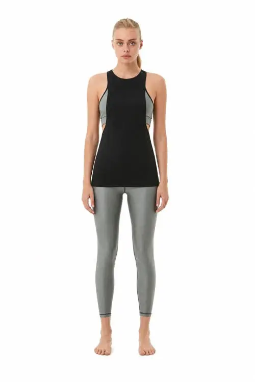 MOEVA Sloane Top - Grey