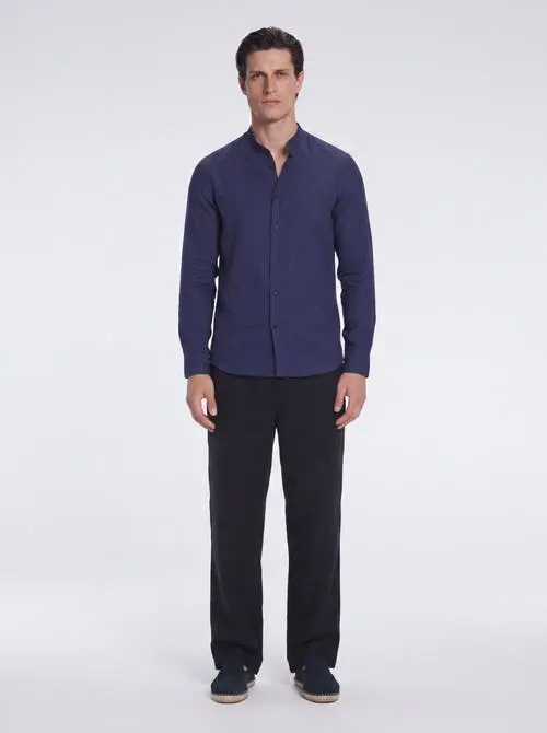 MOEVA Ryan Linen Shirt With Grandad Collar - Navy