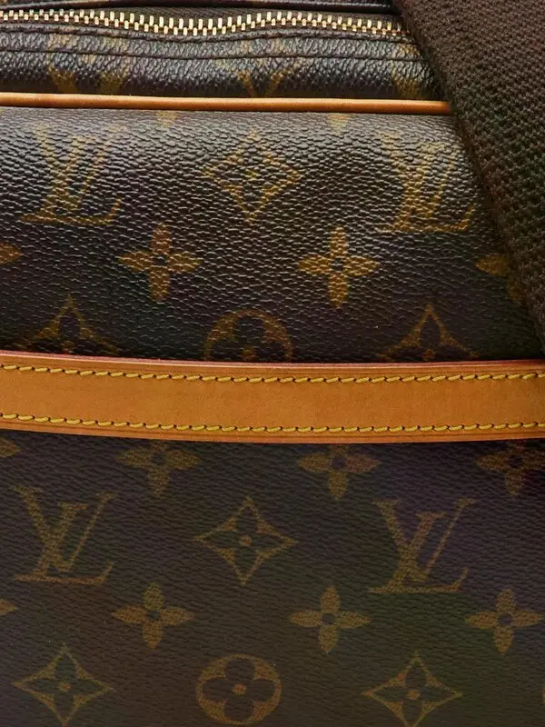 LOUIS VUITTON 2002 Pm Reporter Monogram Canvas Shoulder Bag