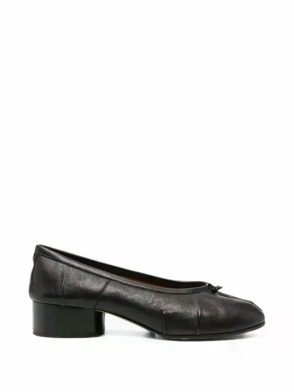 MAISON MARGIELA Tabi Leather Pumps - Black