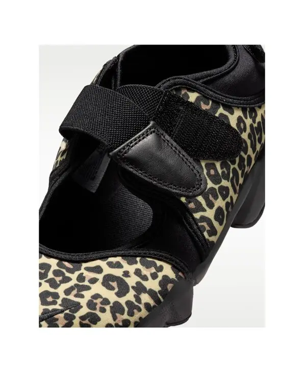 Nike Rift Printed Split-toe Sneakers - Black