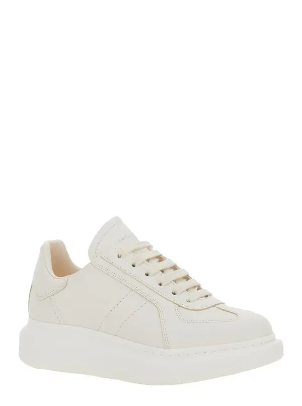 Alexander McQueen White Sneakers With Logo Patch On The Tongue And Embossed Logo On The Heel In Leather - Multicolor