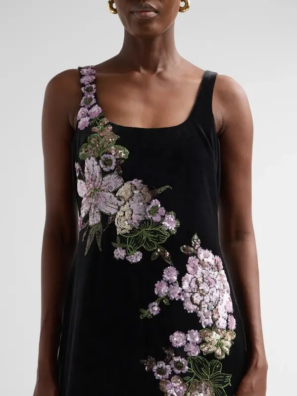 Rickie Freeman For Teri Jon Sequined Floral Velvet Gown
