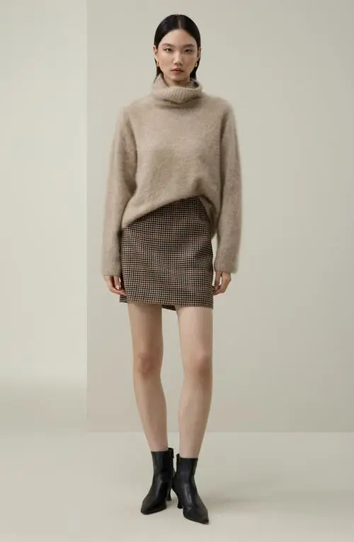 Lilysilk Brushed Cashmere Turtleneck Sweater