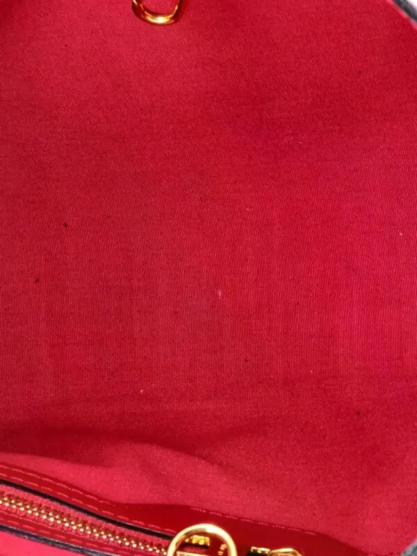 LOUIS VUITTON Catalina Handbag Monogram Vernis Bb Tote Bag - Red