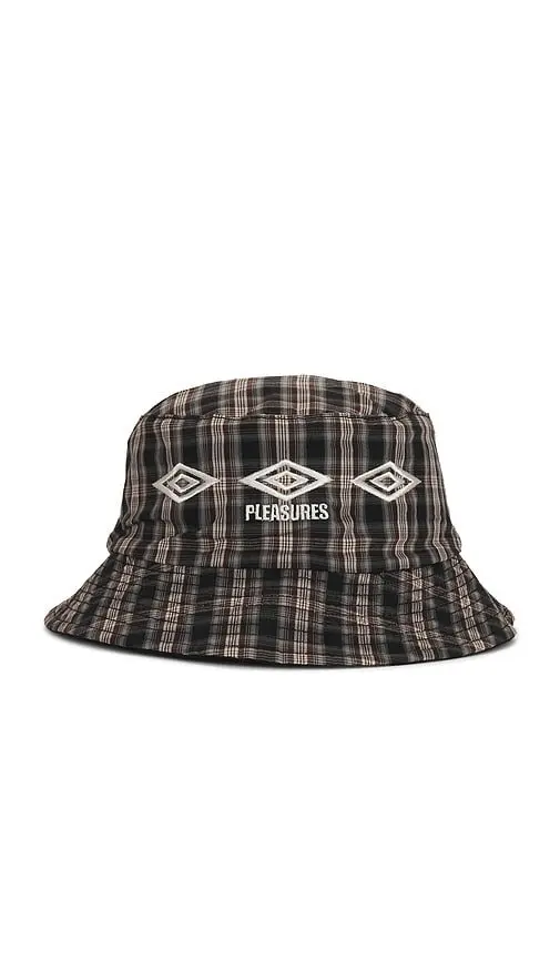 PLEASURES X Umbro Reversible Bucket Hat