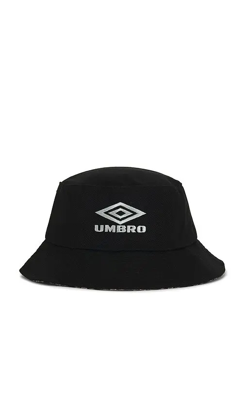 PLEASURES X Umbro Reversible Bucket Hat