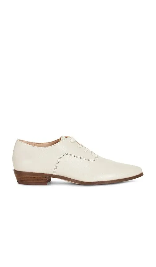 FAVORITE DAUGHTER Callie Oxford In White - Winter