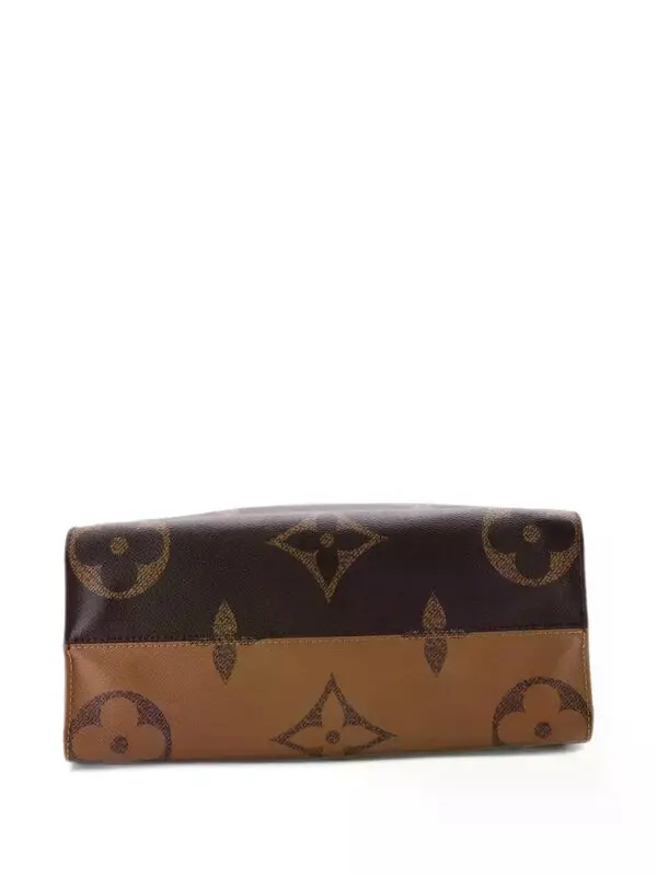 LOUIS VUITTON Onthego Reverse Monogram Giant Mm Tote Bag - Brown