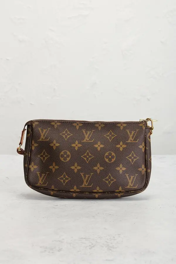 LOUIS VUITTON Monogram Pochette Accessoires Shoulder Bag