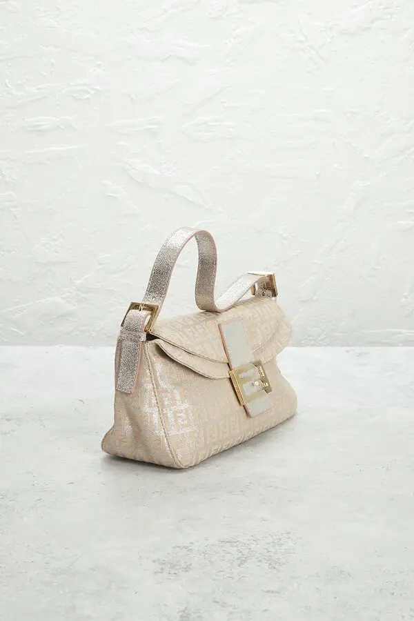 Fendi Zucchino Baguette Shoulder Bag In Grey