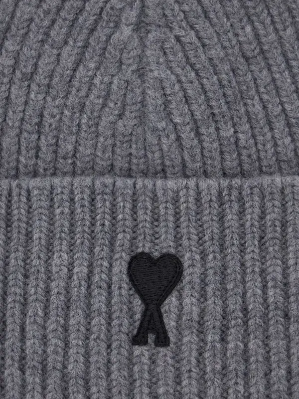 AMI Paris De Coeur Wool Beanie