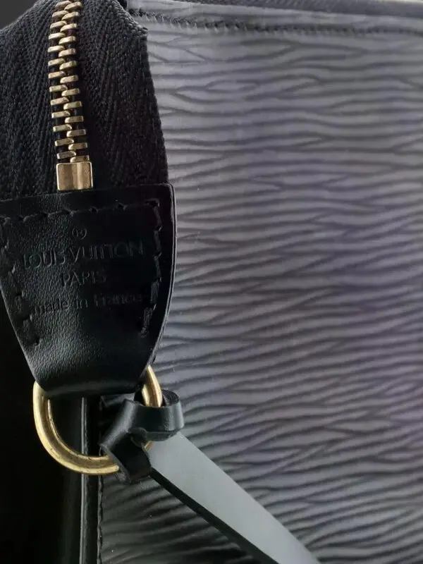 LOUIS VUITTON Pochette Accessoires Epi Leather Clutch Bag