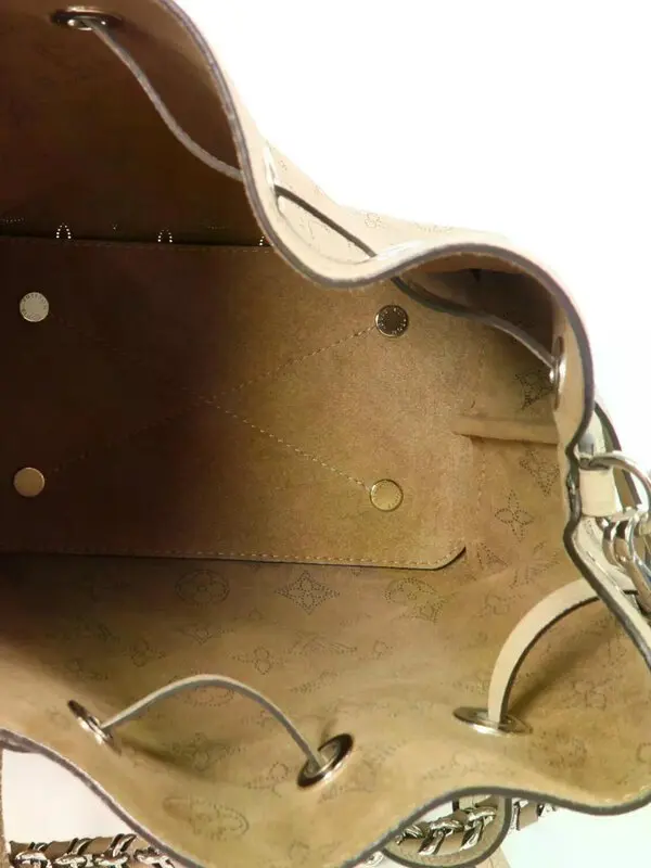 LOUIS VUITTON Bella Chain Shoulder Bag