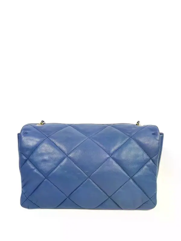 FERRAGAMO Vara Quilted Shoulder Bag