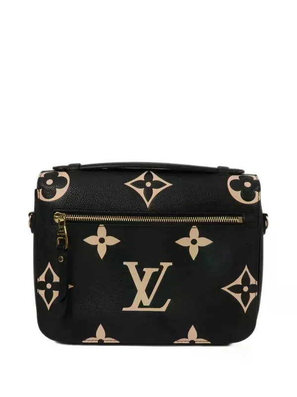 LOUIS VUITTON Pochette Métis Monogram Empreinte Giant Shoulder Bag - Black