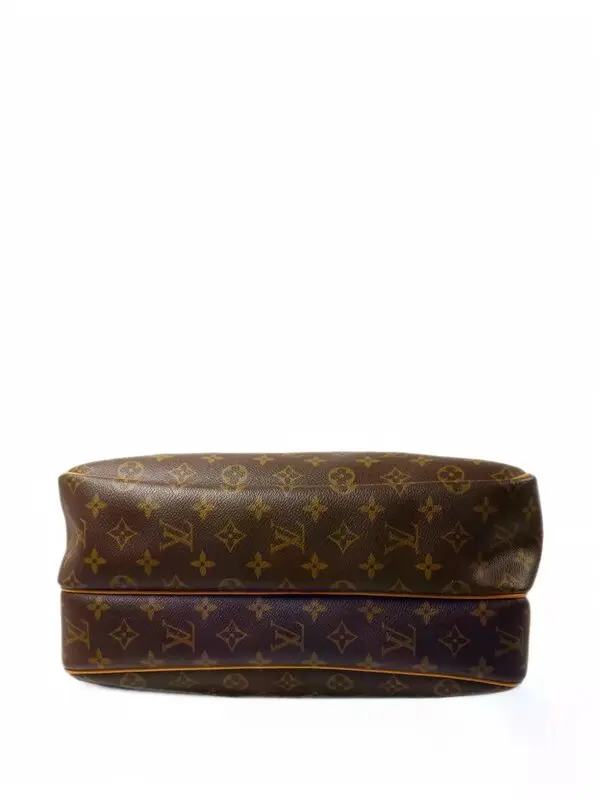LOUIS VUITTON Monogram Reporter Shoulder Bag