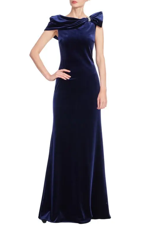 Badgley Mischka Off-the-shoulder Stretch Velvet Gown - Navy