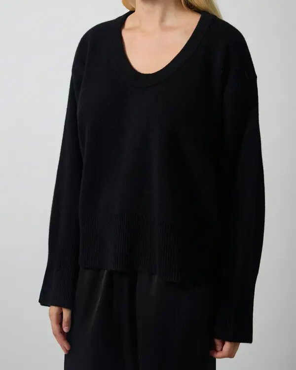 HOUSE OF DAGMAR Sweater Soft Wool Scoop Knit
