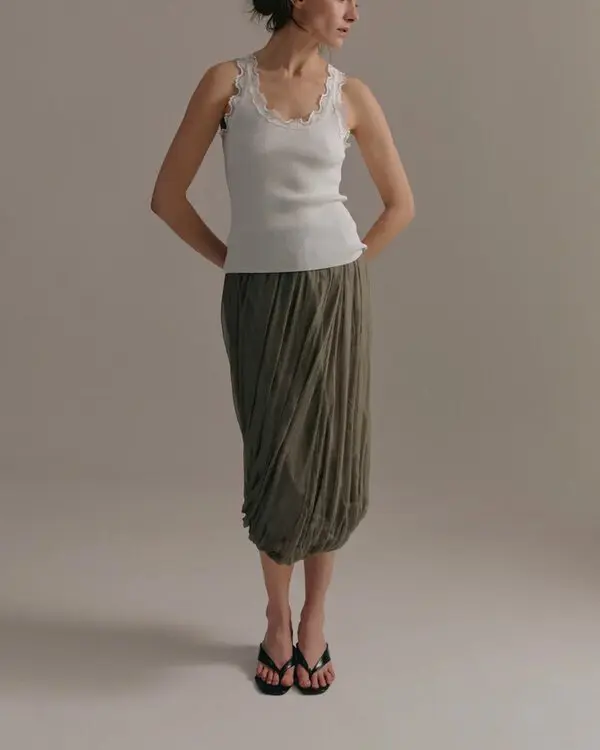 LEONÍ Camisole Älma Lace-trimmed Ribbed Silk