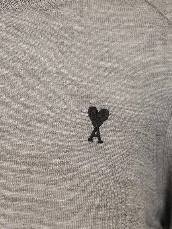 AMI Paris Quota -crewneck Sweater With Contrasted De Coeur - Gray