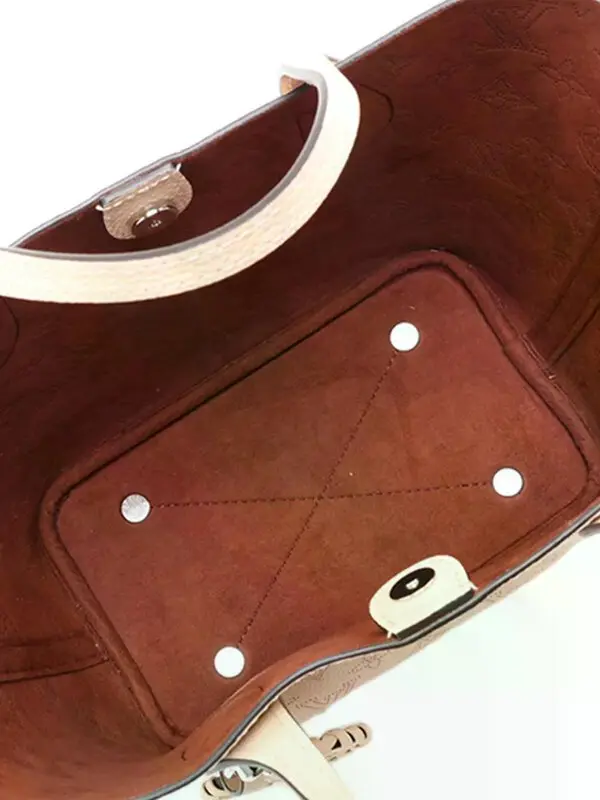 LOUIS VUITTON 2021-2026 Monogram Mahina Blossom Pm Satchel