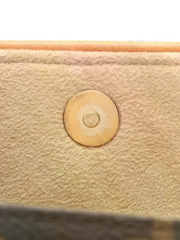 LOUIS VUITTON 2002 Xs Monogram Florentine Belt Bag
