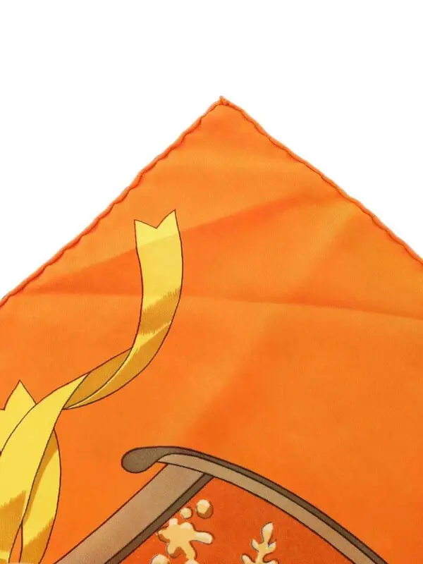 Hermès 2010s Neige D'antan Silk Scarf - Orange