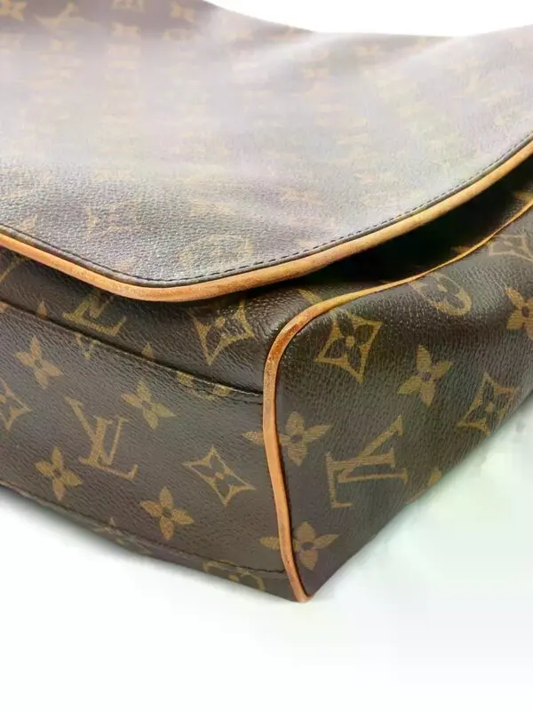 LOUIS VUITTON 2006 Monogram Aves Shoulder Bag