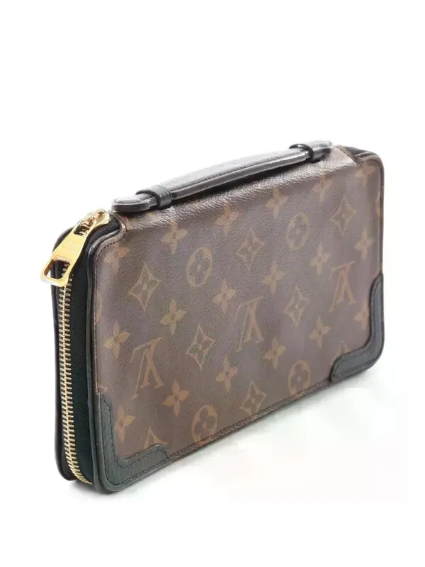 LOUIS VUITTON 2015 Retiro Monogram Travel Case