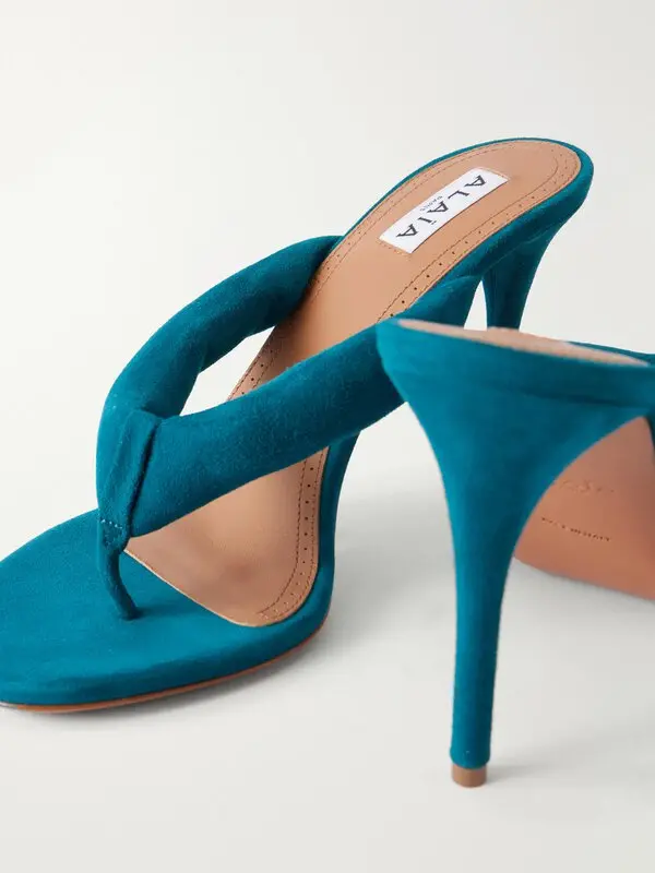 Alaïa 90 Suede Thong Sandals