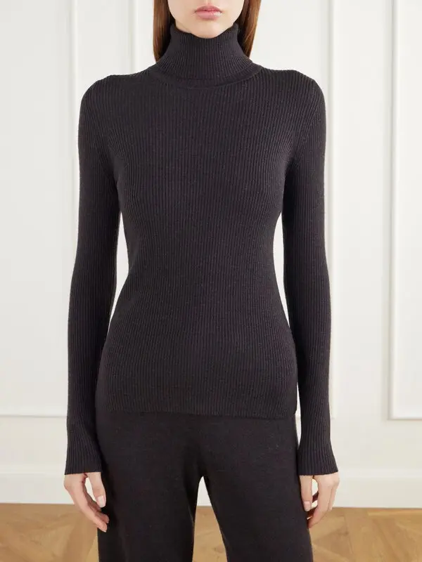 WE NORWEGIANS Geilo Ribbed Merino Wool Turtleneck Sweater