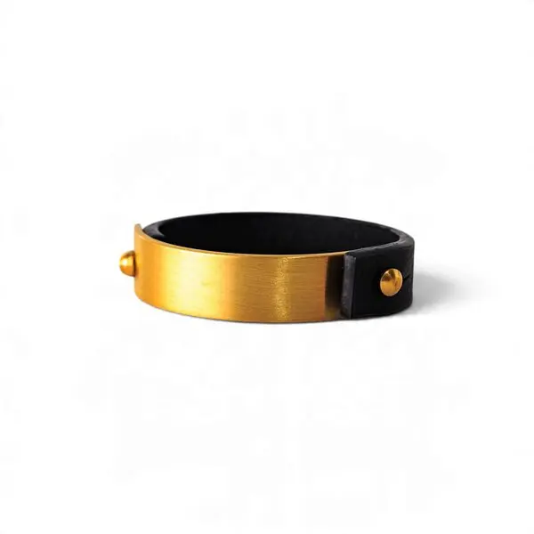 SVETLANA VUKOV Narrow Bold Cuff Bracelet - Black