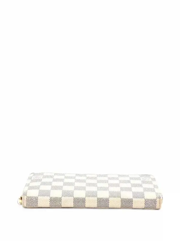 LOUIS VUITTON Zippy Wallet Damier Small Wallets - White