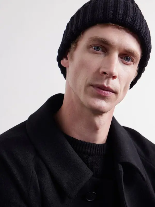 STOFFA Ribbed Cashmere Beanie