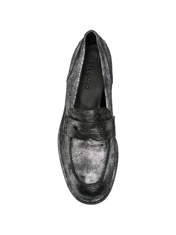 DEL CARLO Cracked-effect Leather Loafers