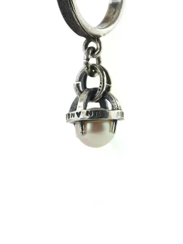 DETAJ Pearl-embellished Charm Ring