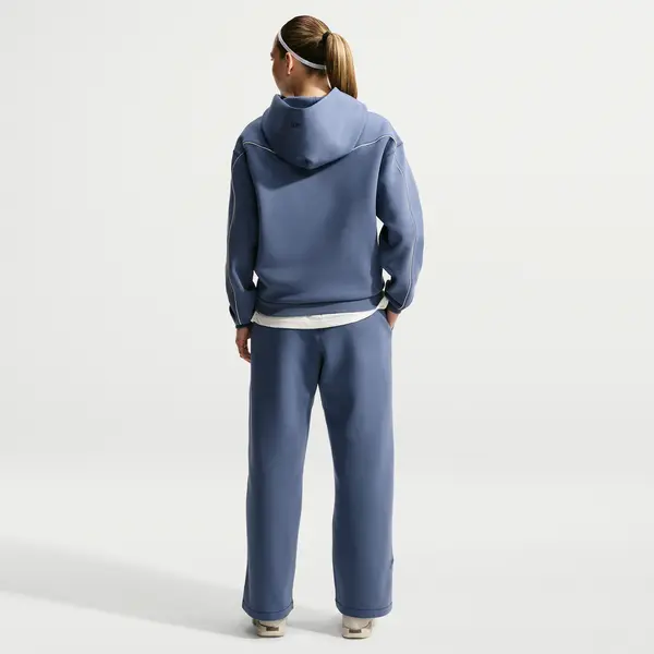 Nike Caitlin Standard Issue Dri-fit Pullover Basketball Hoodie