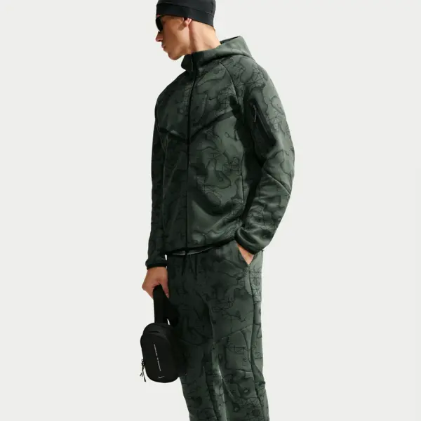 Nike Tech Slim Fleece All-over-print Jogger Pants - Green