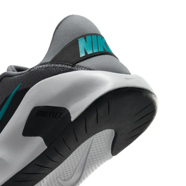 Nike Flex Train Workout Shoes