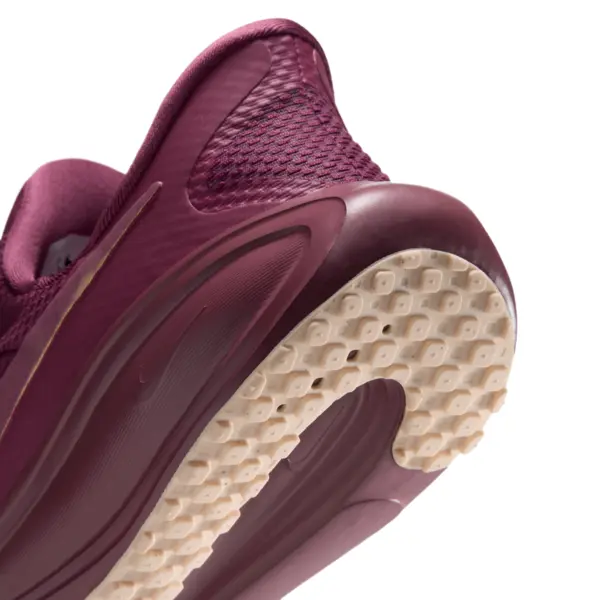 Nike Revolution Easyon Road Running Shoes