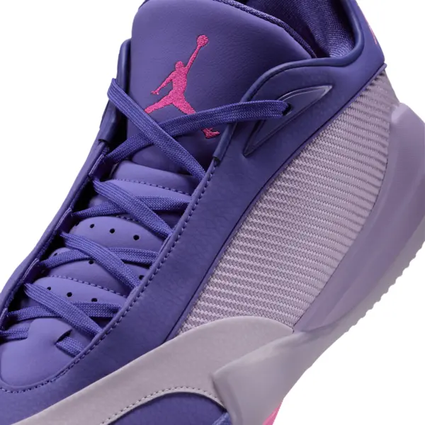JORDAN Triangle Basketball Shoes