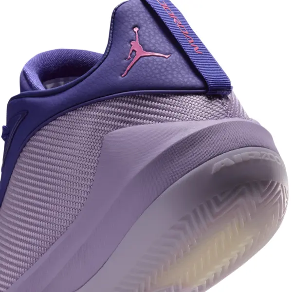 JORDAN Triangle Basketball Shoes