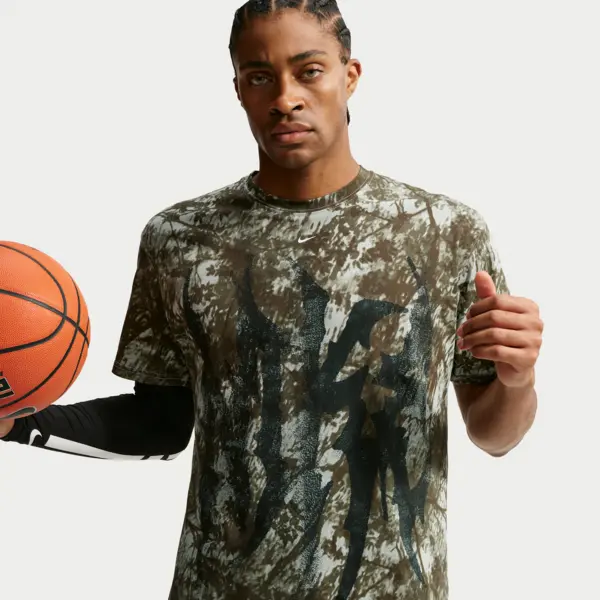 Nike Basketball T-shirt