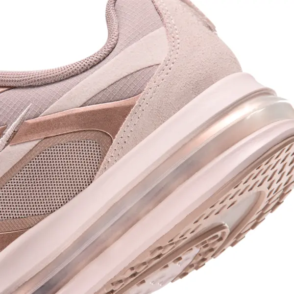 Nike Air Max Metro Shoes
