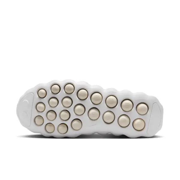 Nike Mind 002 Pregame Shoes