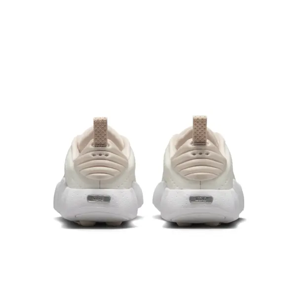 Nike Mind 002 Pregame Shoes
